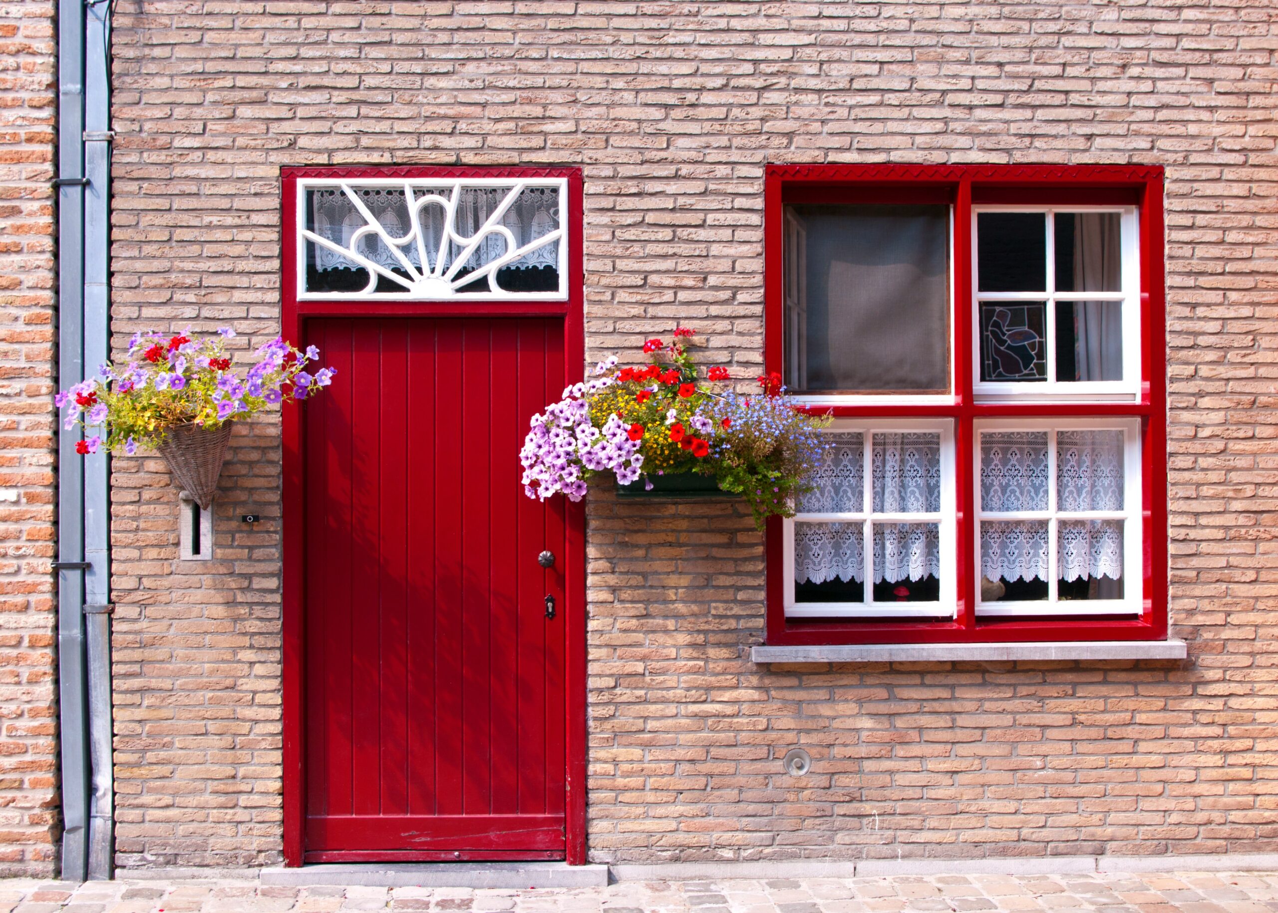 Traveling Soon? Simple Ways to Secure Your Door While You’re Away - The ...